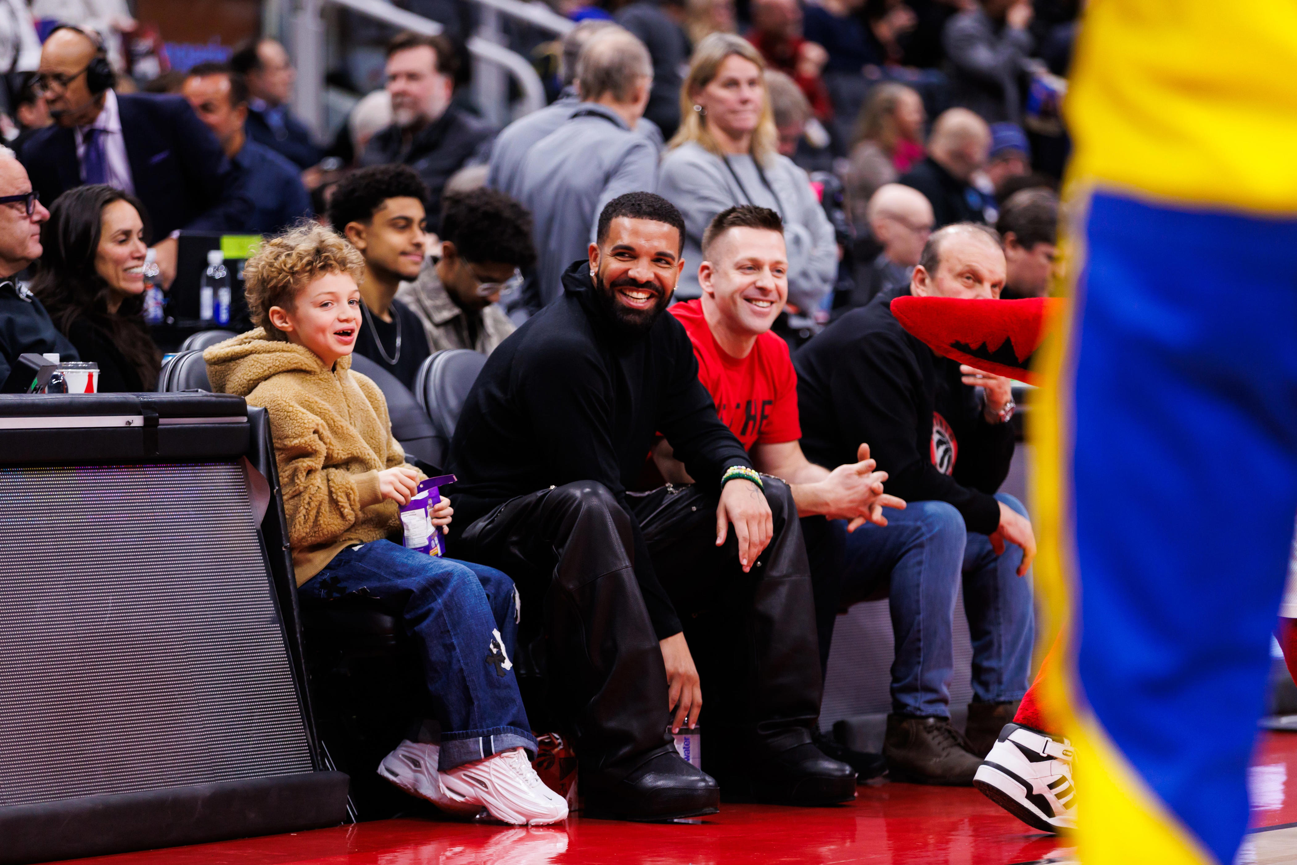 Drake photos: See the rapper's life and career, from 'Degrassi' to ...