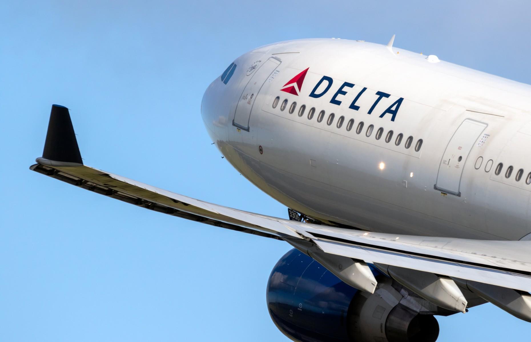 23 amazing facts about the world's most famous airlines