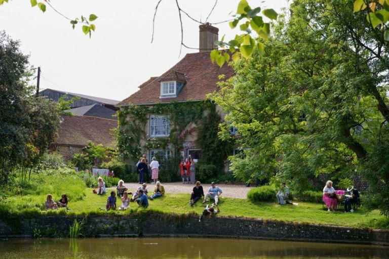 Charleston launches ‘7 Days of Summer’ with extended opening hours