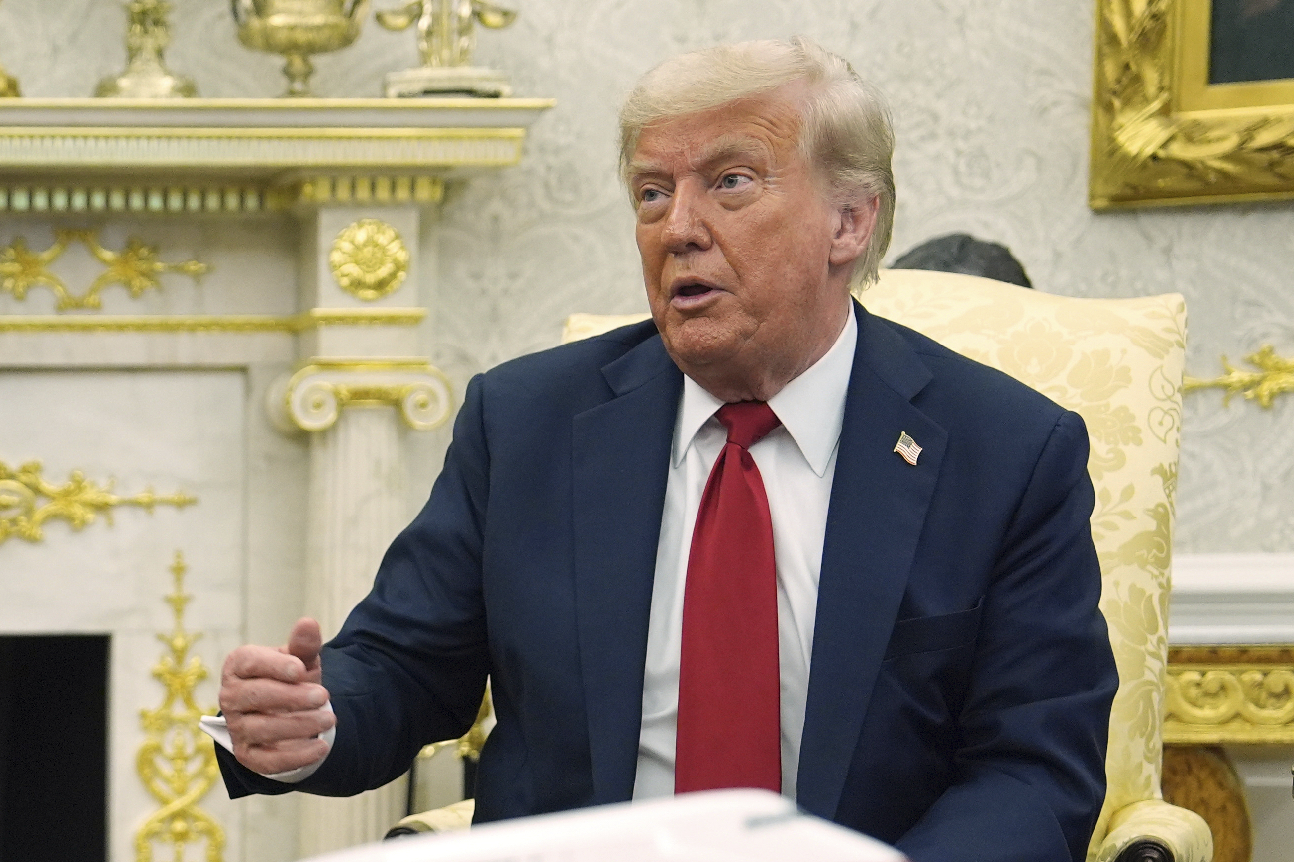 Trump Threatens 100 Secondary Tariffs On Russia If No Deal Reached