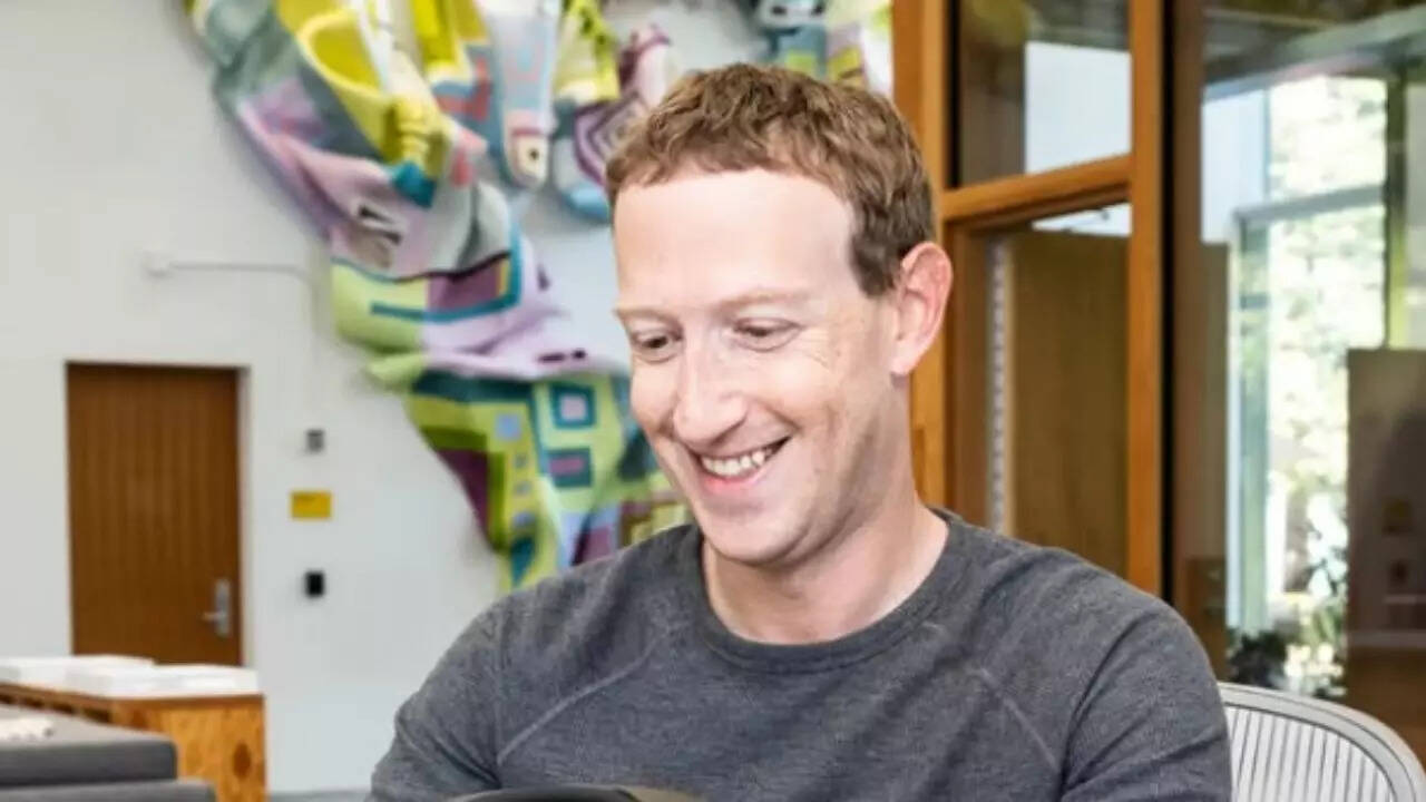 Mark Zuckerberg to spend 'hundreds of billions of dollars' for project ...