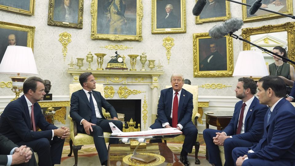 Could Trump convince MAGA to support Ukraine?