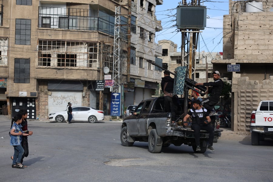 Συρία: Οι κυβερνητικές δυνάμεις καταλαμβάνουν χωριό των Δρούζων στα ...