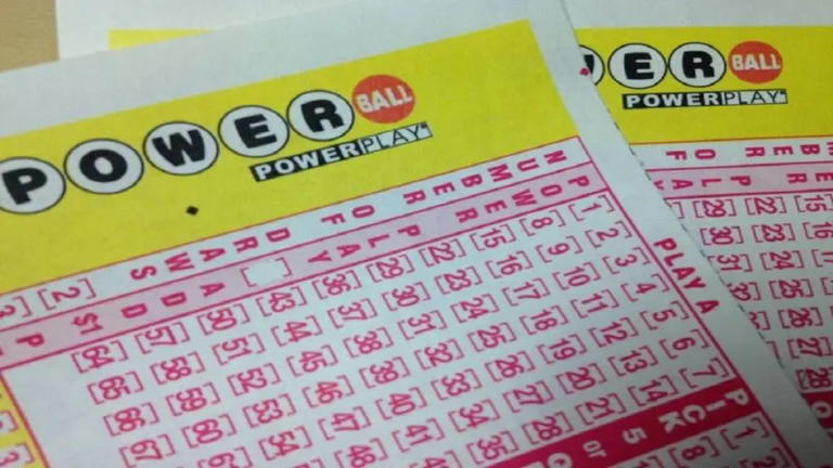 Powerball Jackpot Climbs to $643 Million for Tonight's Drawing