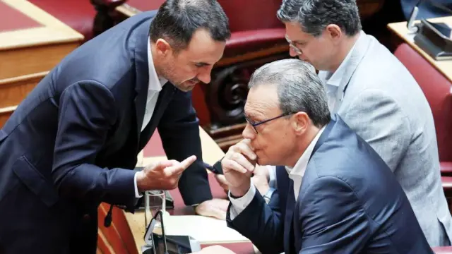 ΣΥΡΙΖΑ και Νέα Αριστερά "πυροβολούν" το ΠΑΣΟΚ για την προανακριτική ...