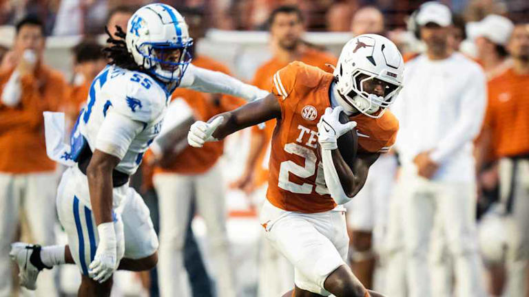 Texas Longhorns vs. Kentucky Wildcats Way-Too-Early Season Preview
