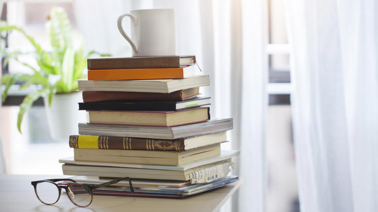 How To Turn Old Books Into A Stunning DIY Knife Block