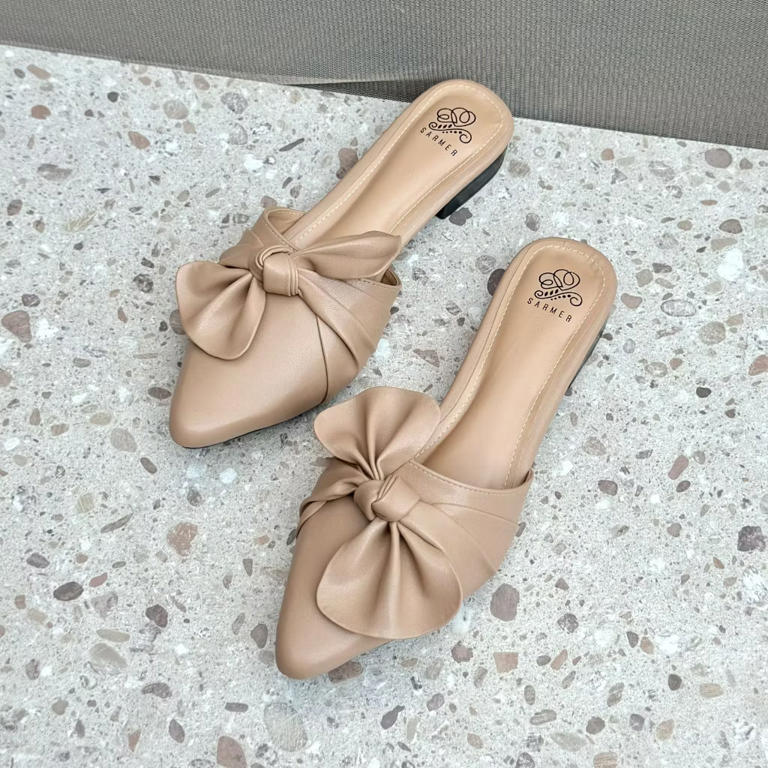 5 Sandal yang Cocok untuk Kebaya! Tampil Anggun Tanpa Mengorbankan ...