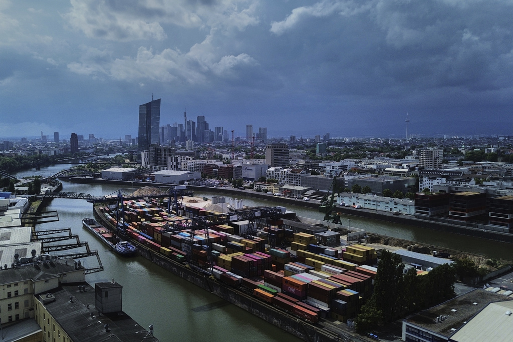 EU trade ministers plan countermeasures to Trump's 'unacceptable' 30% ...