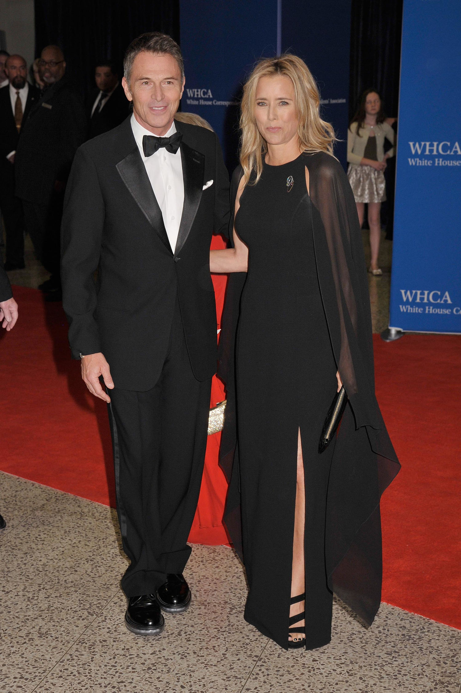 Téa Leoni and Tom Daly Are Married! Couple Weds in Ceremony Surrounded ...