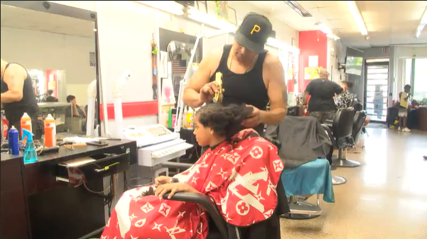 Rochester barber hosts 5th annual “Cuts for Peace” to promote community ...