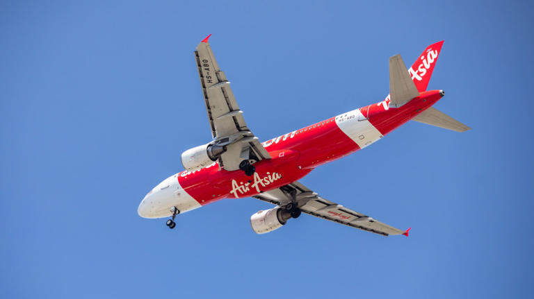 What Happens When A Plane Loses Cabin Pressure?