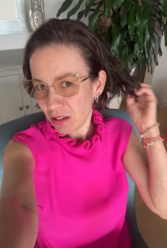 Ingrid Coronado celebra su cumpleaños 51 con cambio de look y una firme ...