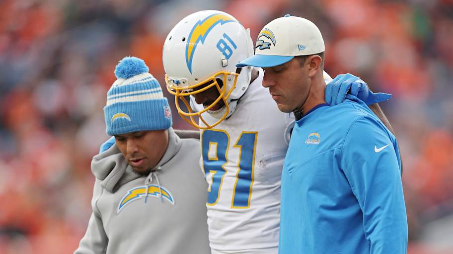 Mike Williams' Chargers return couldn't have started in a worse way