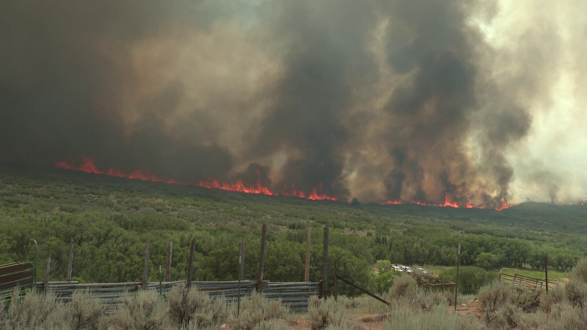 More Gateway residents ordered to evacuate, highway closed due to ...