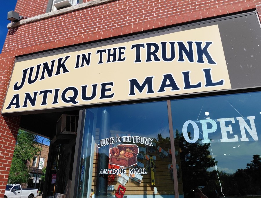 Junk In The Trunk Antique Mall brings vintage vibes to downtown Green Bay