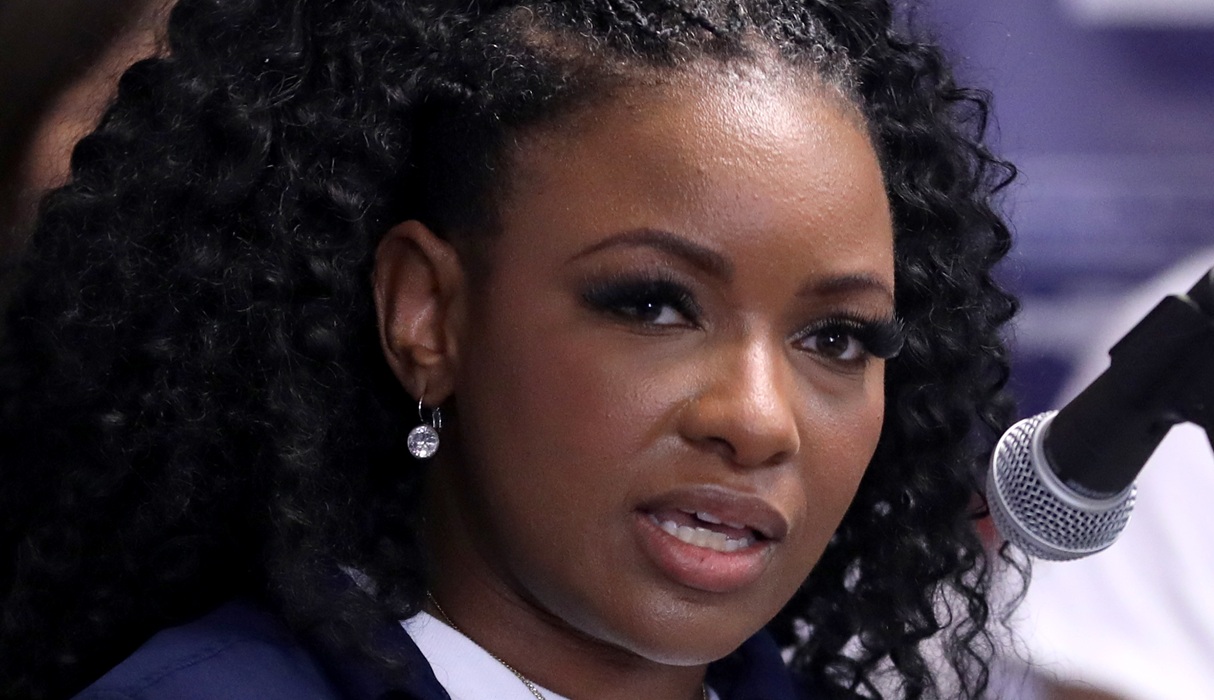 Ted Cruz Reacts to Jasmine Crockett's Huge Lead in Republican Poll