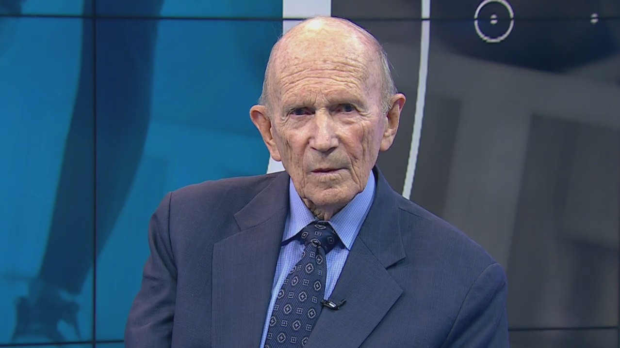 Grow healthier as you grow older | Dr. Kenneth Cooper, the "Father of ...