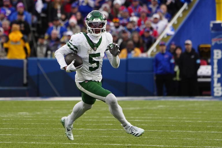 Jets make Garrett Wilson one of NFL's highest-paid WRs