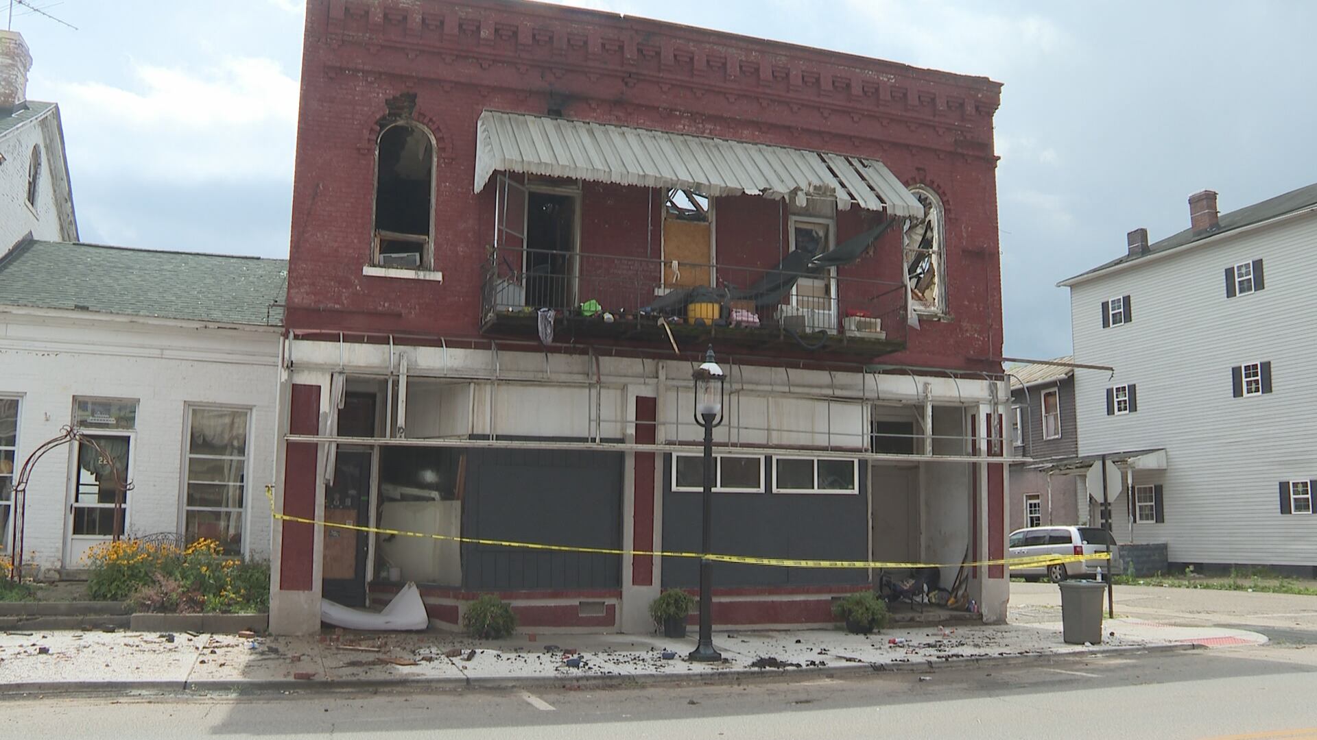 Structure Fire in Meigs County leave numerous people displaced