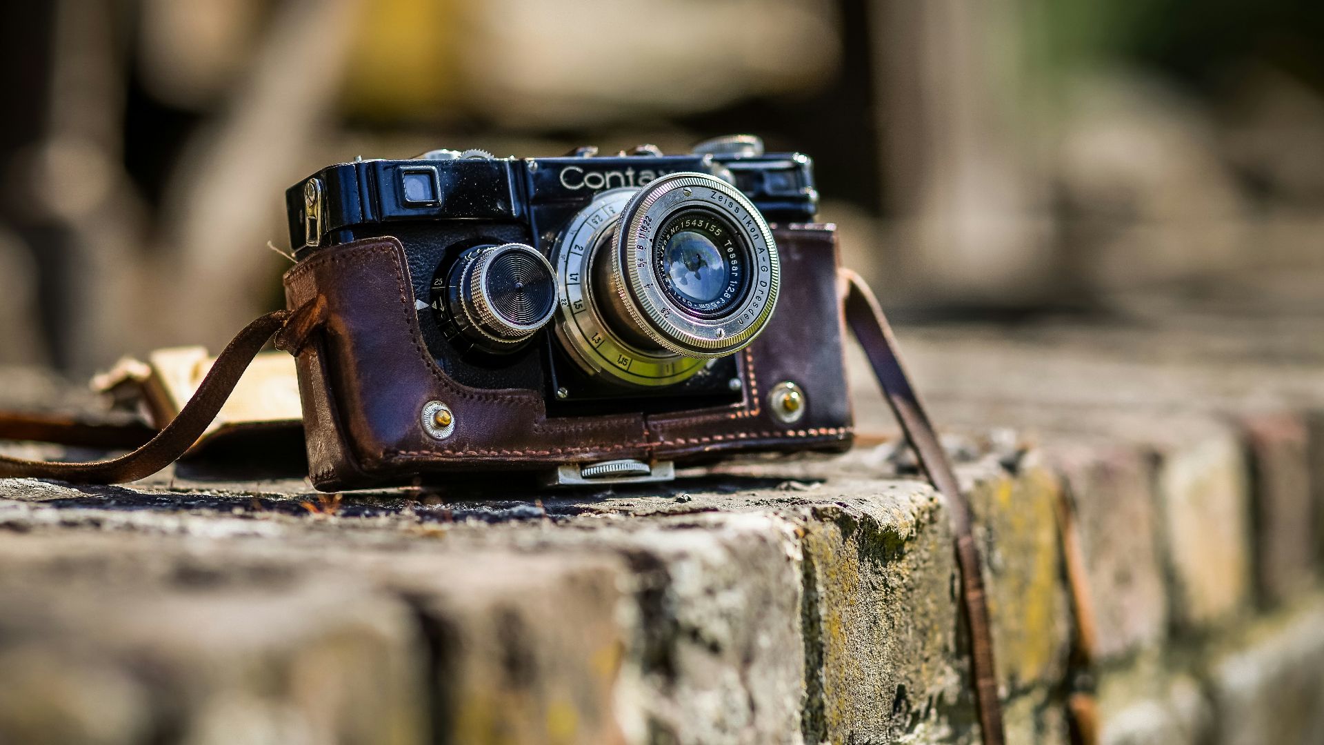 20 Popular Baby Names That Peaked In Each Decade