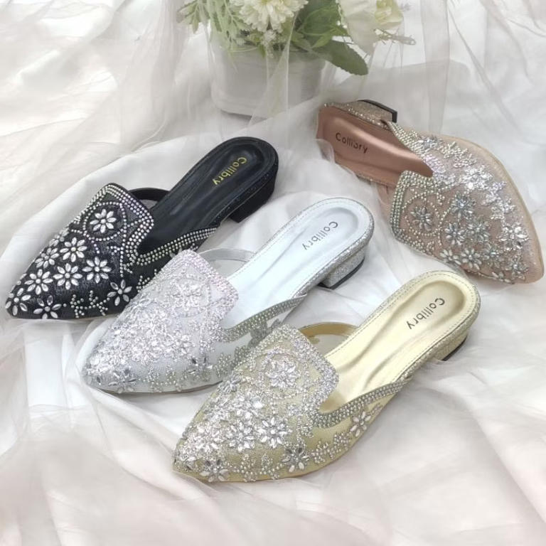 5 Sandal yang Cocok untuk Kebaya! Tampil Anggun Tanpa Mengorbankan ...