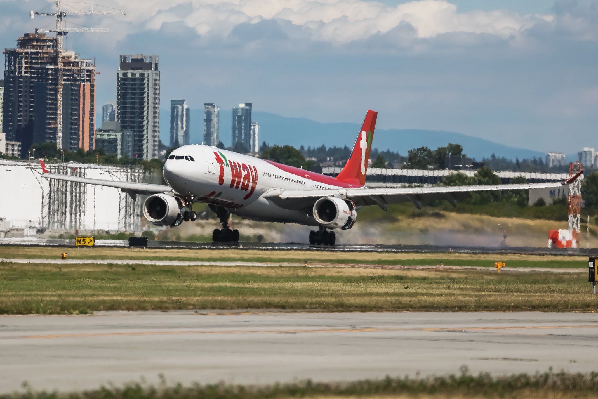 Low-Cost Carrier T'Way Air Lands In Canada, Disrupting Vancouver-Seoul ...