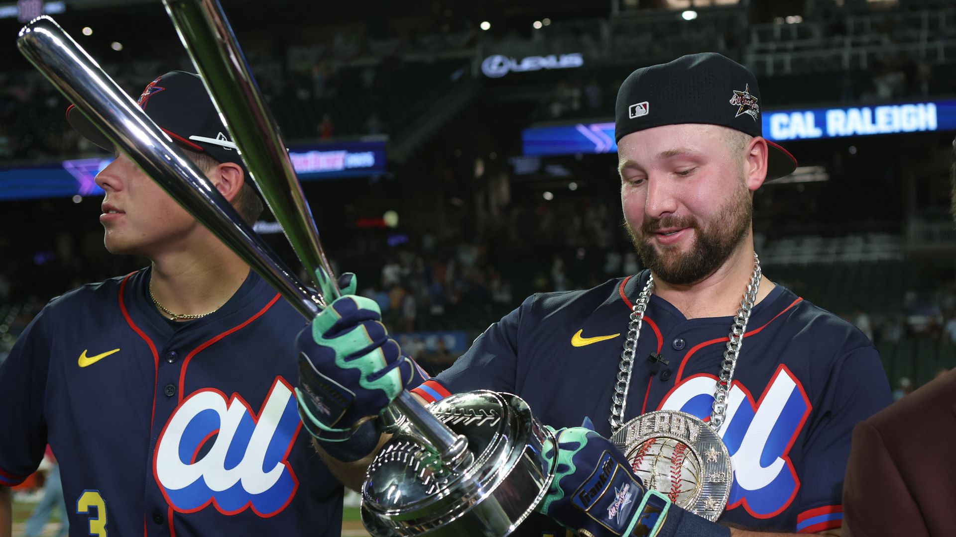 Cal Raleigh is the Home Run Derby champ