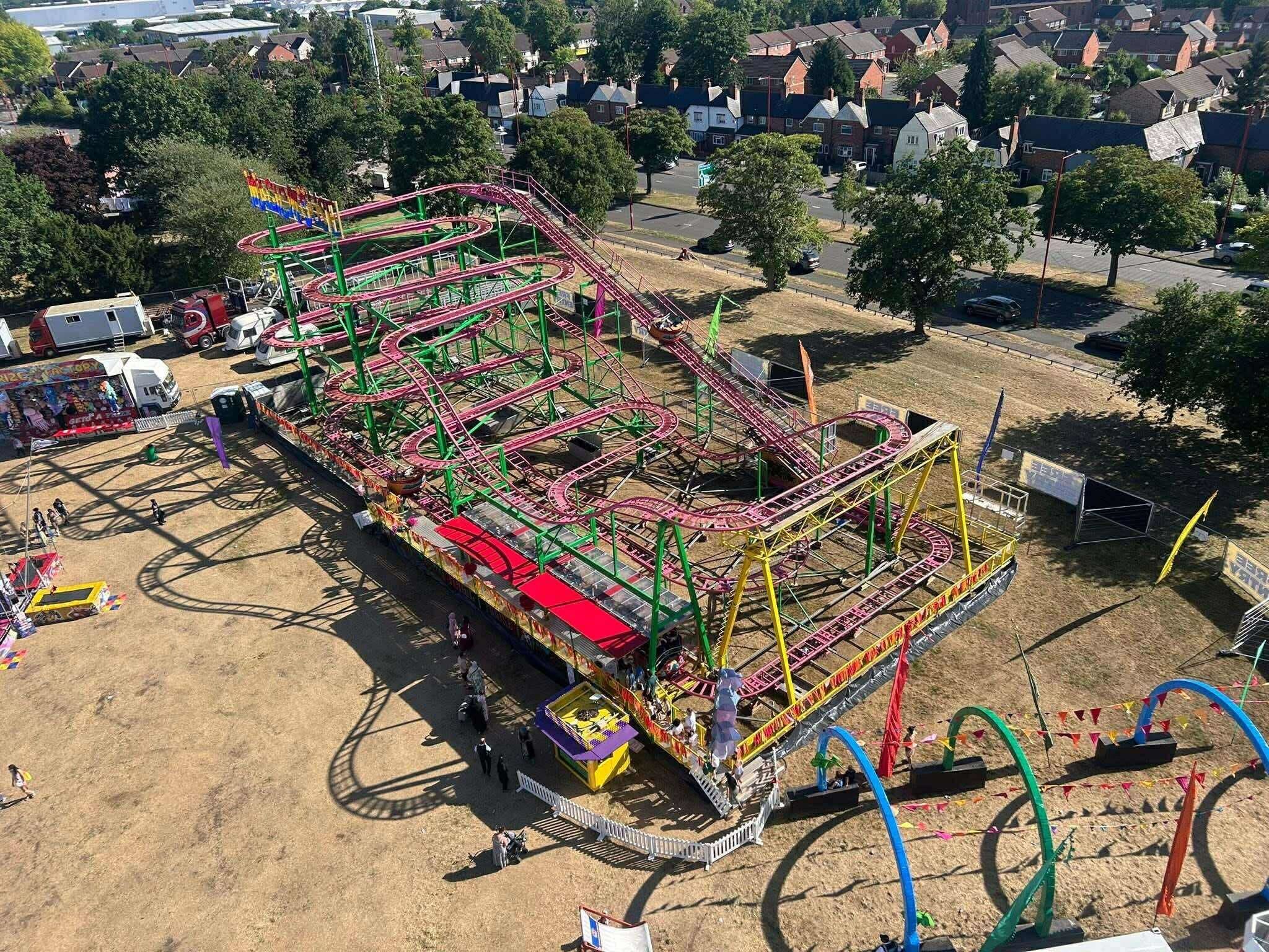 Birmingham beach in photos: free entry, huge swimming pool, deck chairs ...