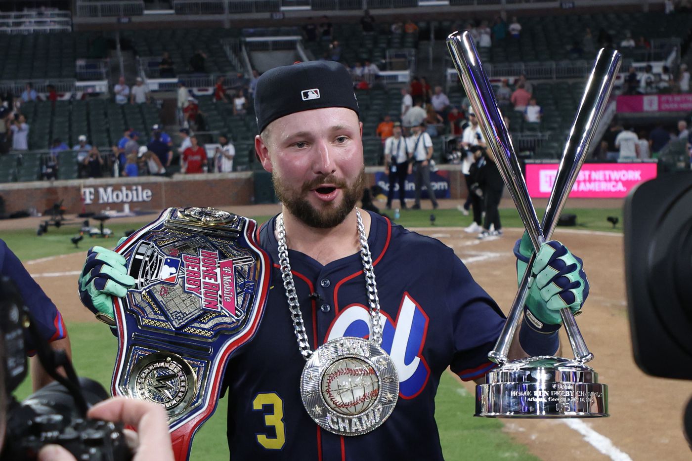 Cal Raleigh is the Home Run Derby champ