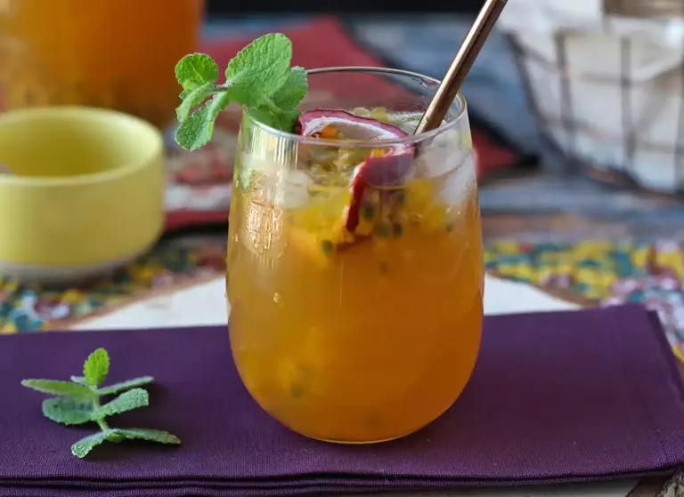 Passion fruit iced tea, the perfect summer drink!