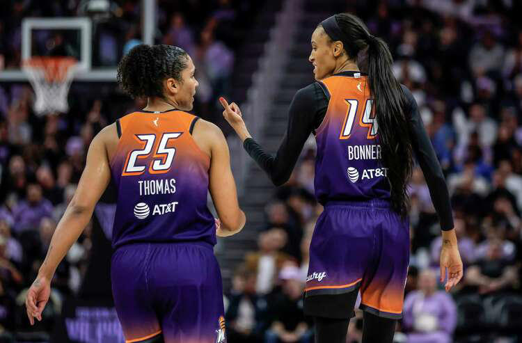 Mercury's Alyssa Thomas and DeWanna Bonner have bonded personally, professionally