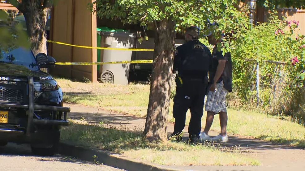 Victim in Powellhurst-Gilbert deadly stabbing identified as 44-year-old ...