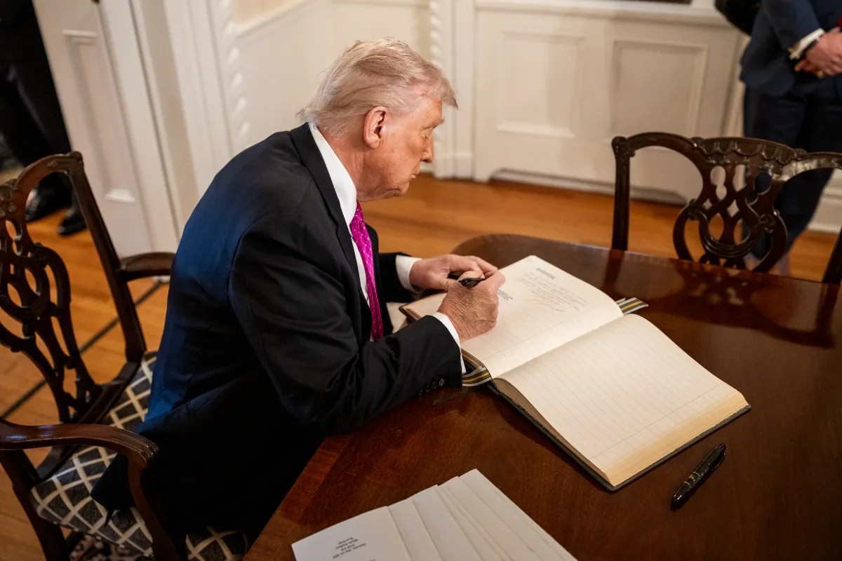Η ΕΕ απαντά στο “America First” του Τραμπ, ποια προϊόντα μπαίνουν στο ...