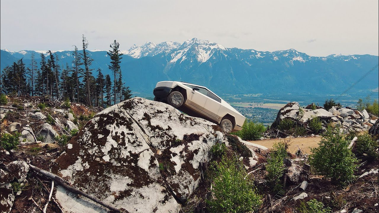 Do Cell Signal Boosters Work? HiBoost ¦ Cybertruck Off-Roading