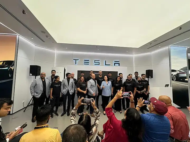 Tesla India Launch: Elon Musk's EV Giant Unveils Model Y In Mumbai— As ...