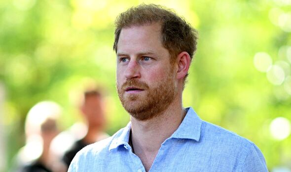 Palace insider breaks silence on Prince Harry peace summit with four ...