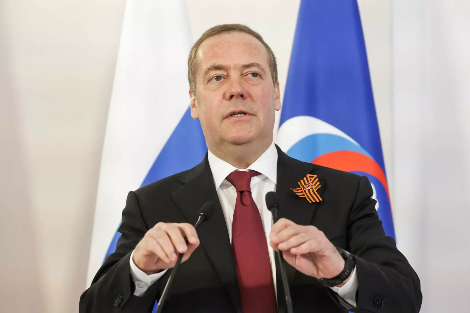 Russia, Medvedev “L’ultimatum di Trump è teatrale”