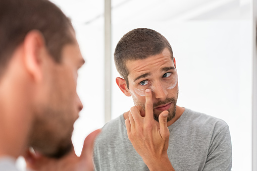 Dermatologists reveal the shaving mistake almost all men make