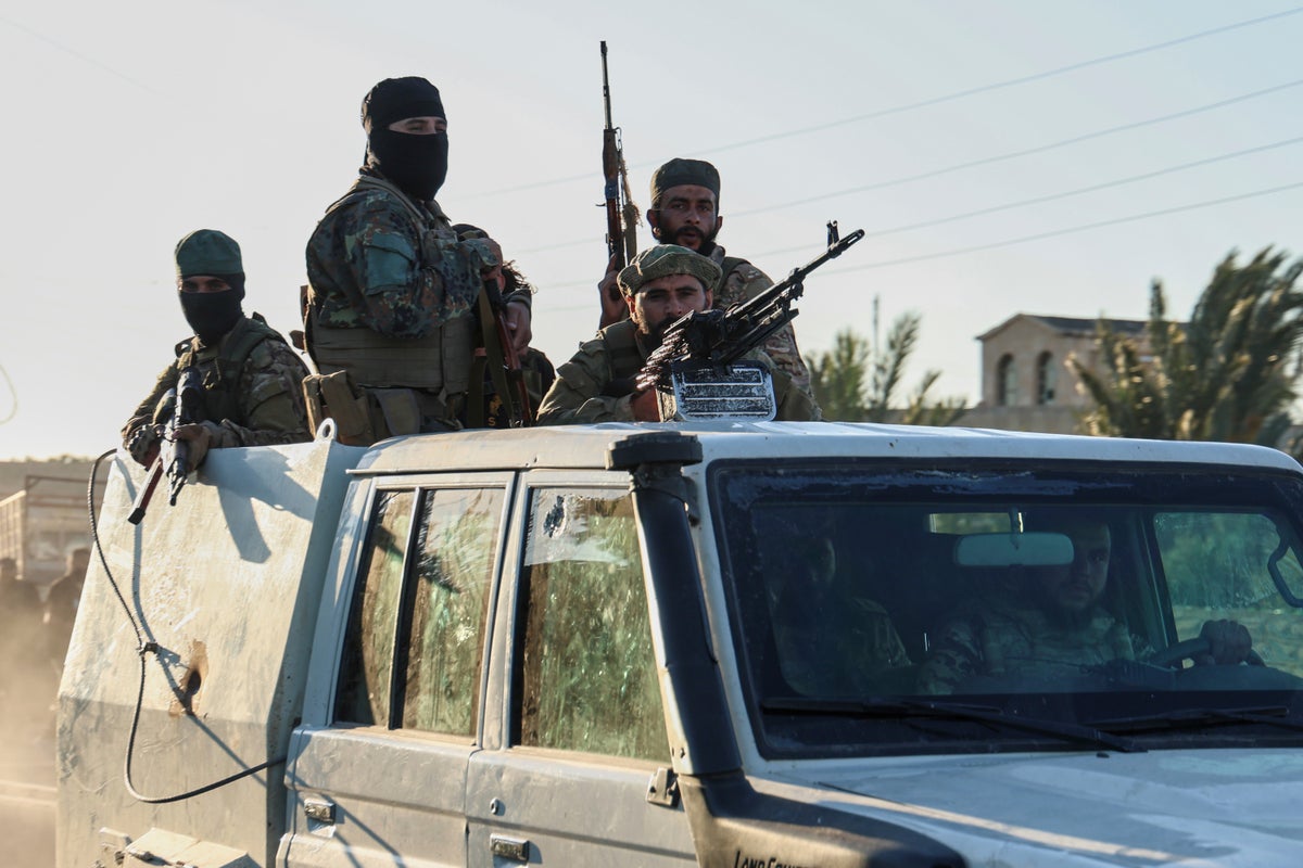 Syrian troops quell sectarian violence in fragile peace