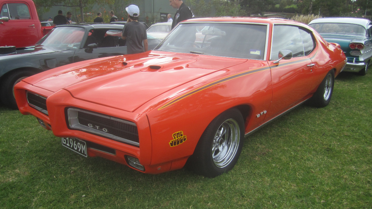 12 Big‑block cars that made no sense