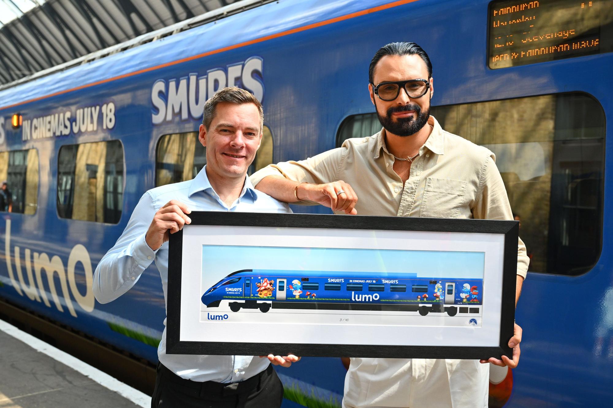 Rylan unveils special Lumo Smurfs Train to celebrate launch of new movie