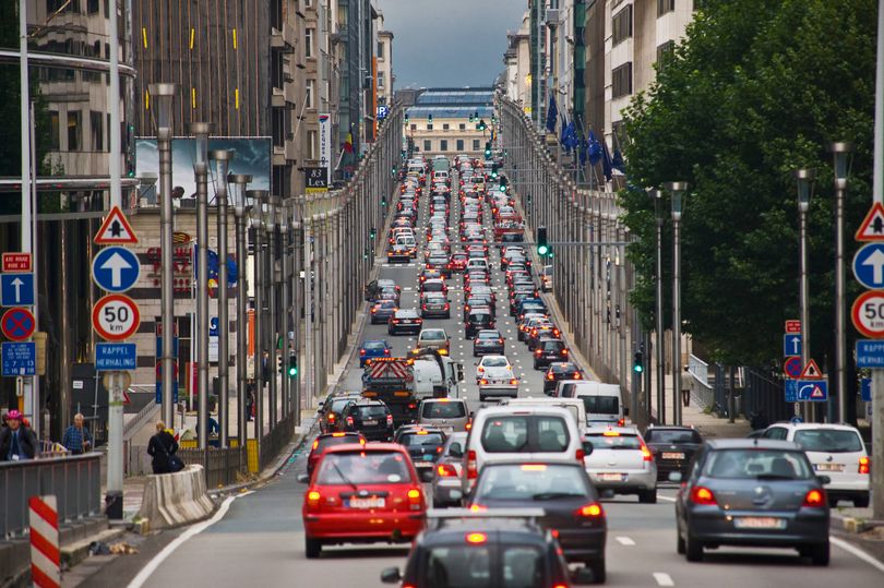 Three vehicle types that will be banned in the UK from 2030 under new rules