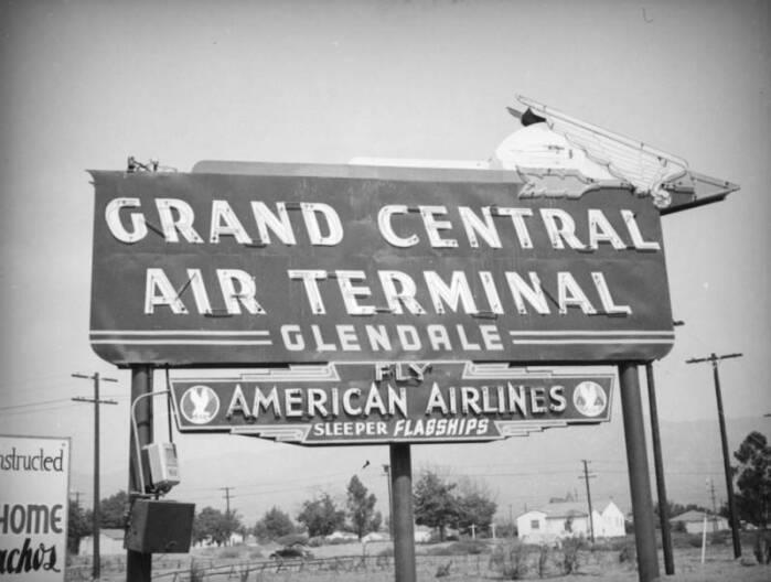 These small LA airports are mostly forgotten now, but they pioneered ...
