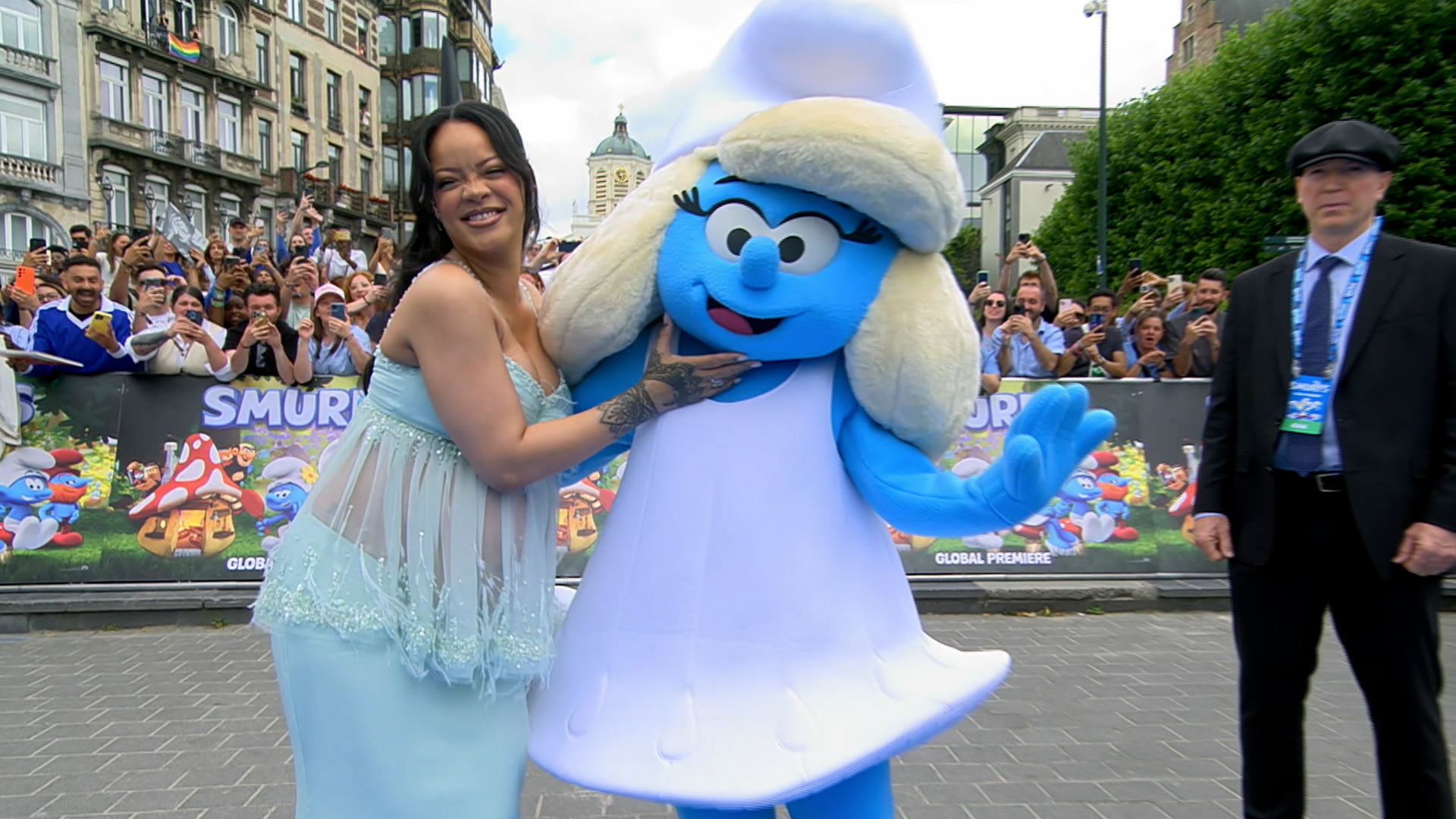 Smurf-tacular in Belgium, A blue-carpet premiere to remember