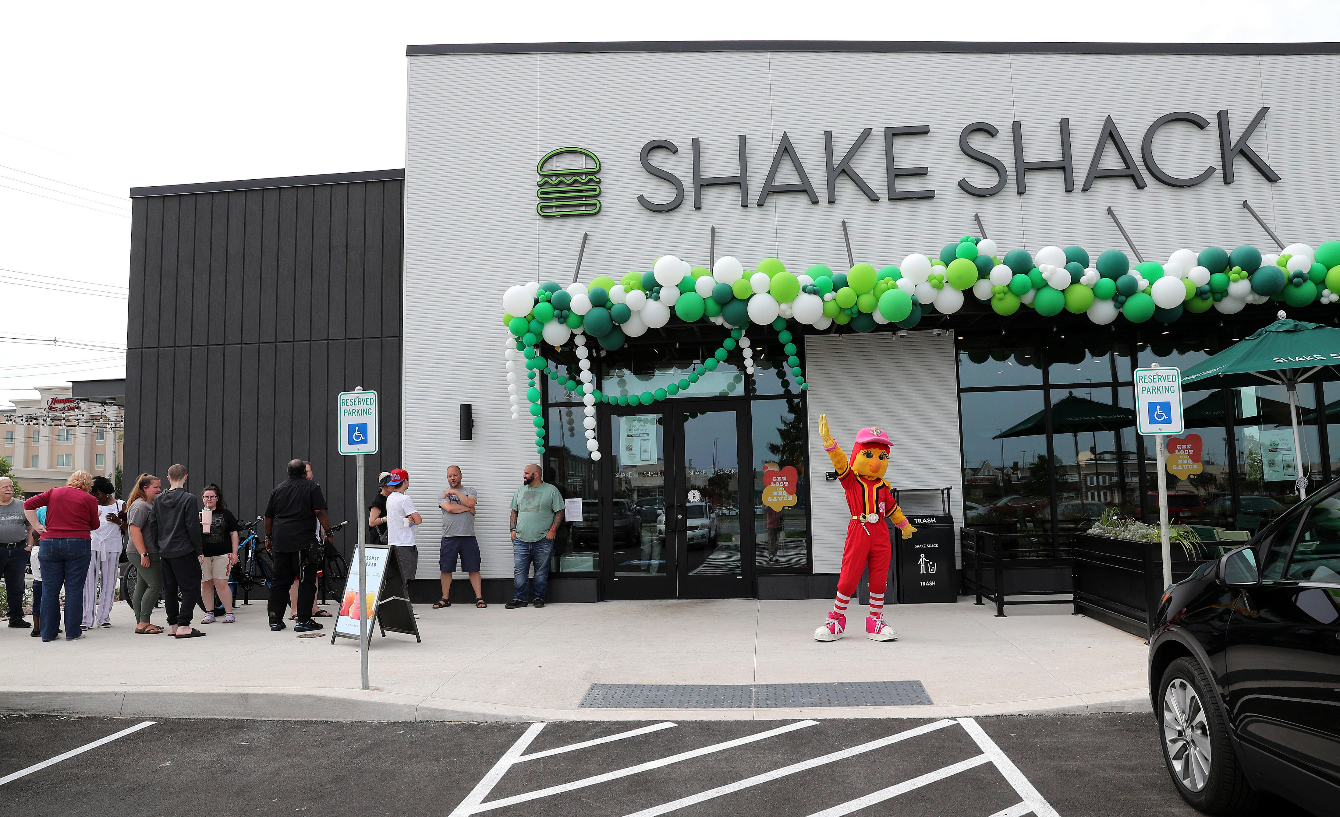 Shake Shack adds more NY locations as part of nationwide expansion: See ...