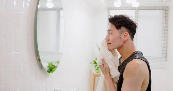 Dermatologists reveal the shaving mistake almost all men make