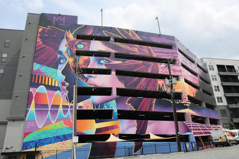 Optimist Park neighborhoods guide: Cuisine, historic mills, trendy rentals