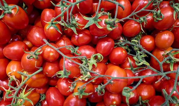 Tomato health warning issued following surge in 'deadly' infections