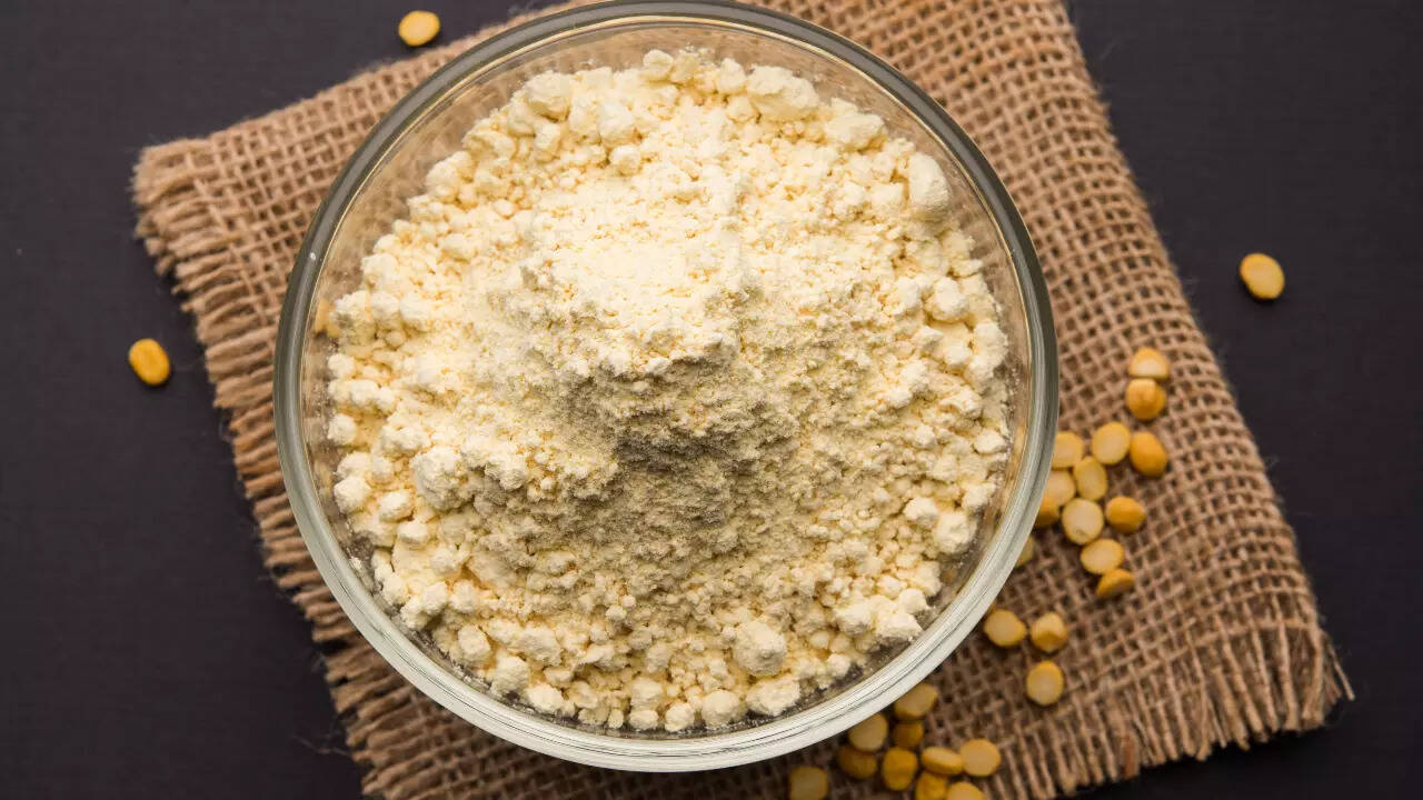 5 foods to add to calcium-rich ragi flour to boost nutrition